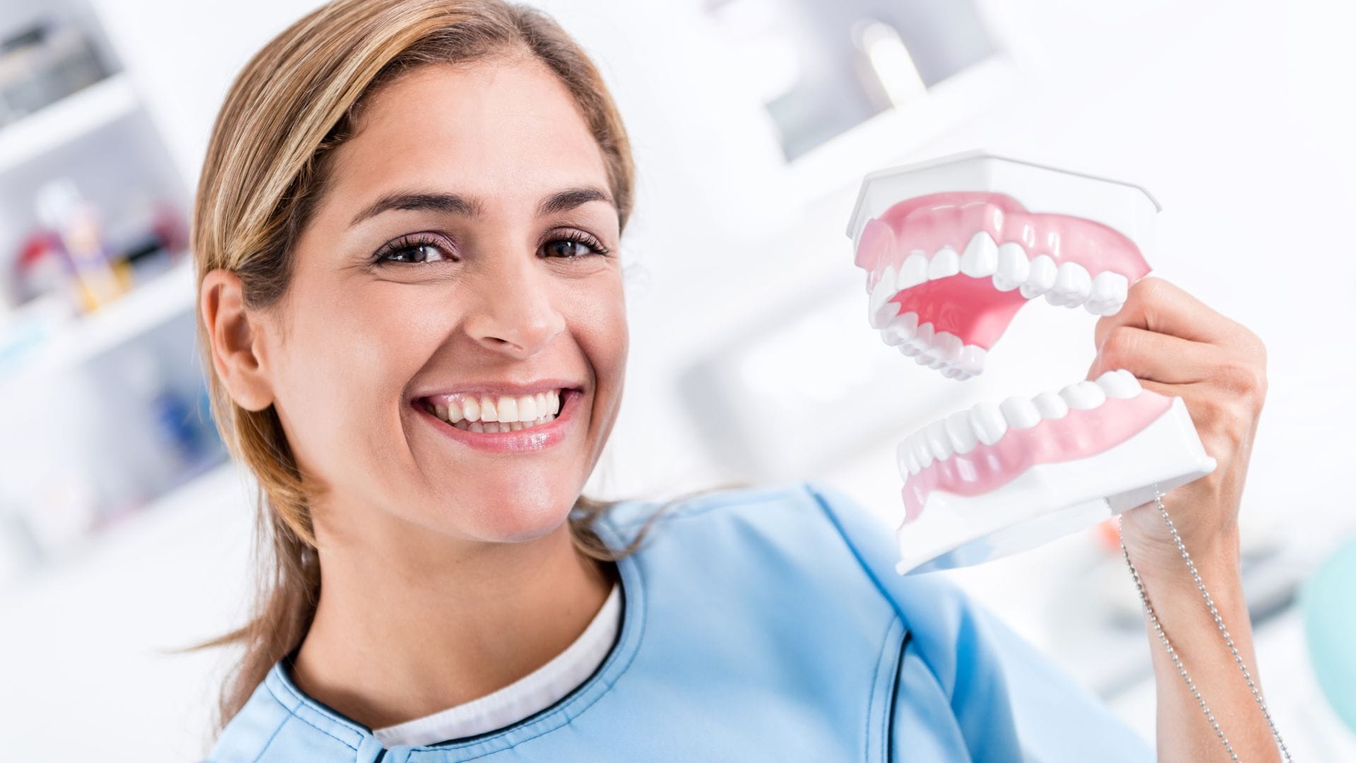 5 Alasan Kenapa Gigi Yang Hilang Wajib Digantikan - Asha Dental Care