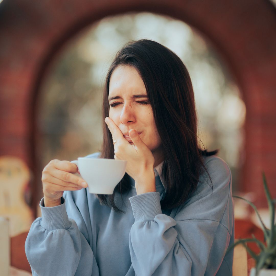 Cek Faktanya : Efek Minum Kopi dan Teh Pada Gigi - Asha Dental Care